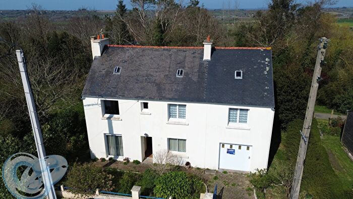 Telgruc-sur-Mer : Maison 7 pièces à vendre