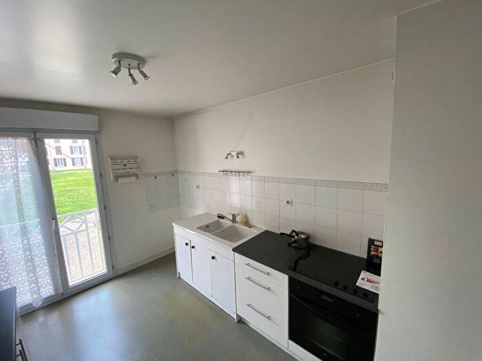 Appartement à louer - Palais de Justice-Saint Eusebe-Pont, Auxerre - 2 pièces - 1 chambre