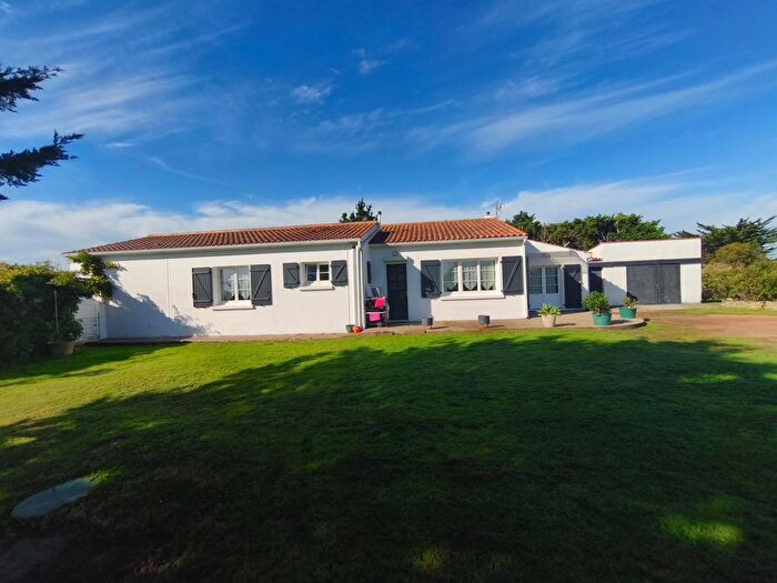 Maison à vendre - Beauvoir-sur-Mer - 7 pièces - 5 chambres