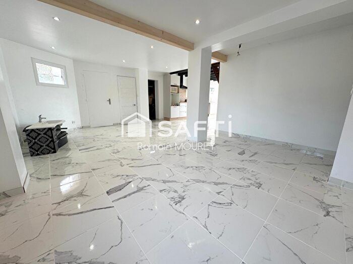 Maison à vendre - Ratte - 6 pièces - 5 chambres