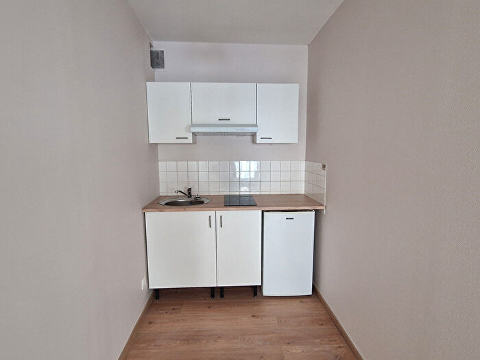 Appartement 1 pièce à Nevers, Centre-ville, à louer