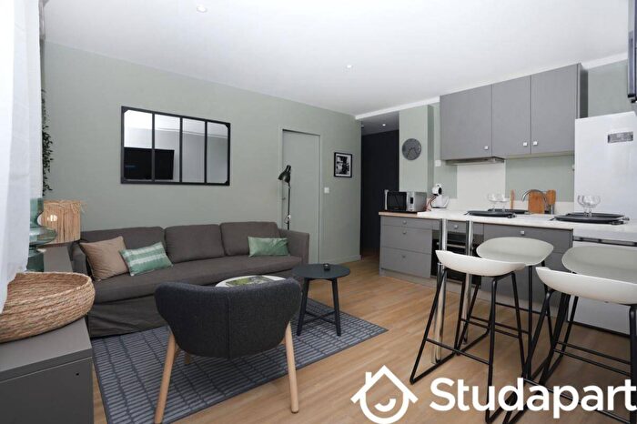 Appartement à louer - Francisco-Vern-Poterie, Rennes - 1 pièce - 2 chambres