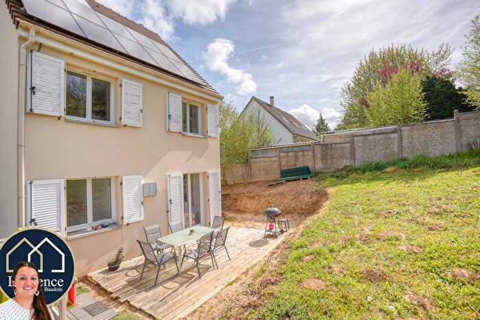 Maison 5 pièces à vendre - Nogent-le-Roi