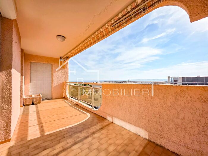 Nice, Corniche Fleurie : Appartement 2 pièces à vendre
