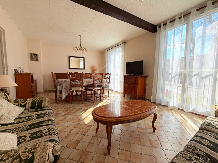 Appartement à vendre - Salon-de-Provence, Canourgues - 4 pièces - 2 chambres