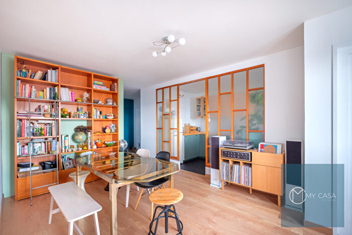 Appartement à vendre - Lyon e , Gerland - 4 pièces - 2 chambres