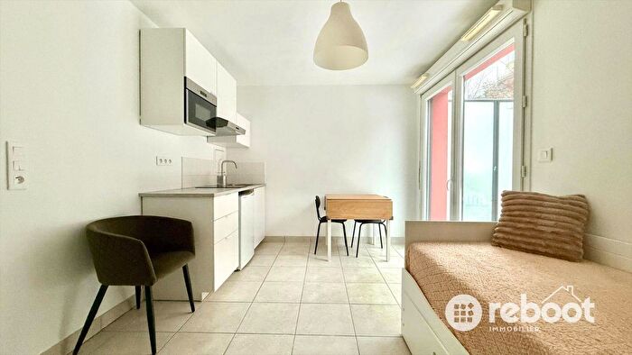 Cronenbourg Est-Centre Est, Strasbourg : Appartement 1 pièce à louer