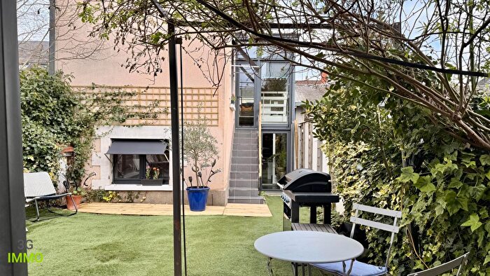 Tours, Febvotte - Maison 10 pièces à vendre