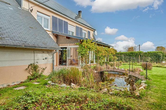 Maison à vendre - Formentin - 8 pièces - 5 chambres