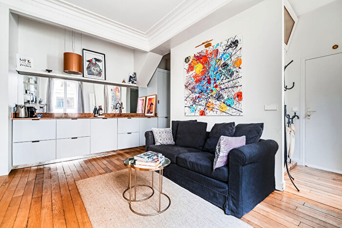 Appartement 2 pièces à vendre à Paris 7ème, Saint-Thomas d'Aquin, Bac, Musée d'Orsay