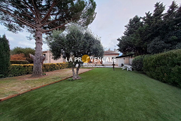 Maison à vendre - Gardanne, Aires - 5 pièces - 3 chambres