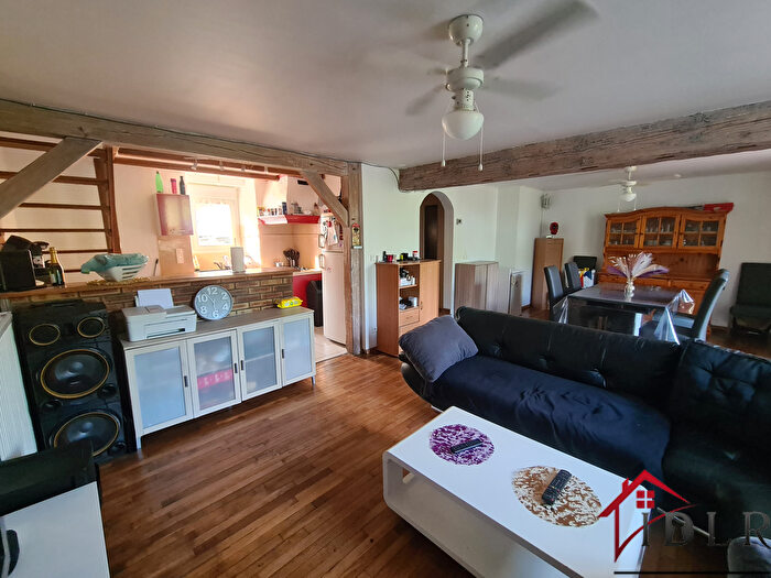 Maison à vendre - Roches-sur-Marne - 5 pièces - 3 chambres