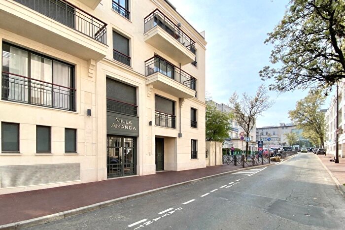 Appartement à vendre - Antony, Croix de Berny - 3 pièces - 2 chambres