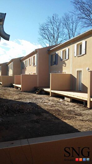 Maison à louer - Caumont-sur-Durance - 4 pièces - 3 chambres