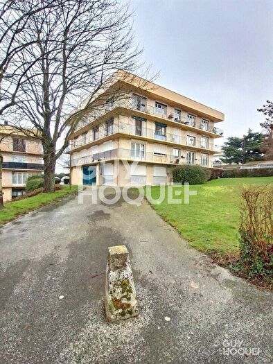 Appartement à louer - Stade, Bernay - 1 pièce - 1 chambre