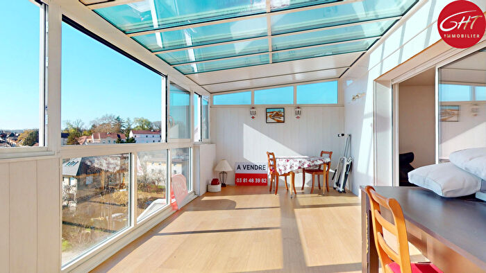 Appartement à vendre - Besançon, Rosemont, Saint-Ferjeux - 5 pièces - 2 chambres