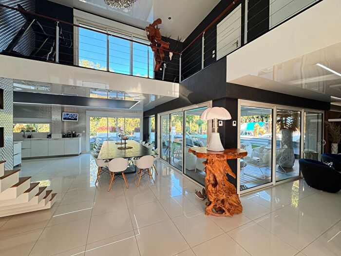 Charleville-Mézières, Gare - Maison 6 pièces à vendre