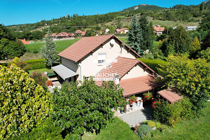 Maison à vendre - La Bâtie-Neuve - 4 pièces - 3 chambres