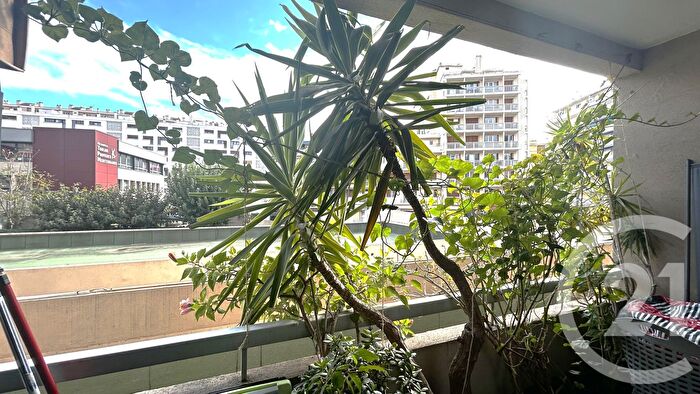 Appartement à vendre - Toulon, Aguillon - 4 pièces - 3 chambres