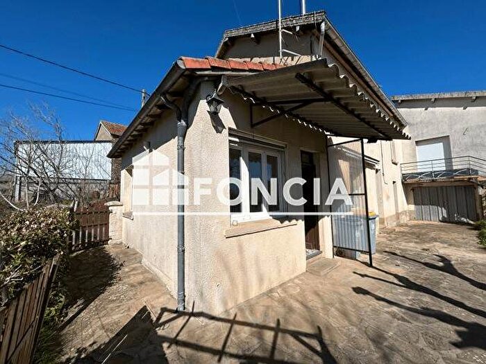 Maison à louer - Sainte-Gemme - 3 pièces - 2 chambres