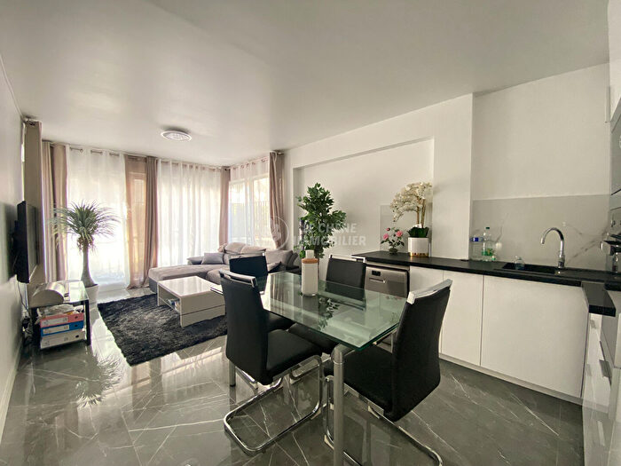 Appartement à vendre - Le Chesnay, Saint-Germain, Nouvelle France - 1 pièce