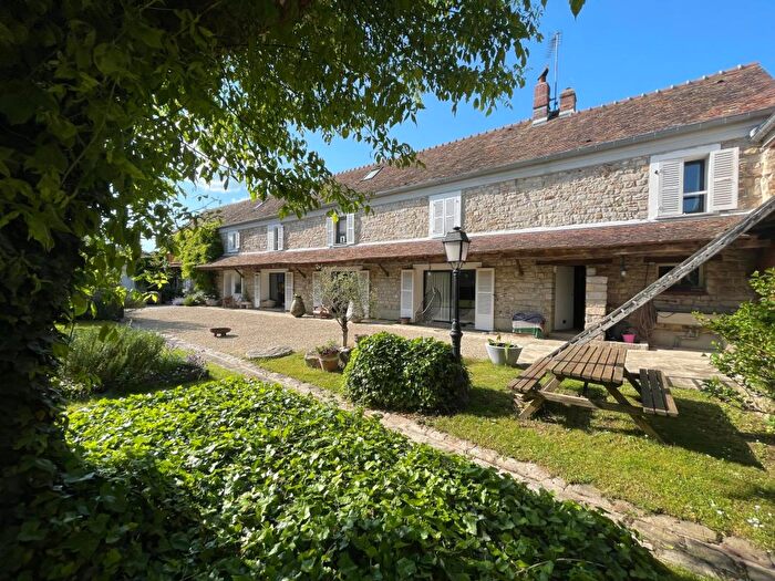 Maison à vendre - Arbonne-la-Forêt - 10 pièces - 6 chambres