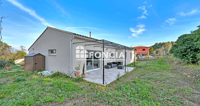 Maison à vendre - Arles, Pont de Crau, Moulès - 3 pièces - 2 chambres