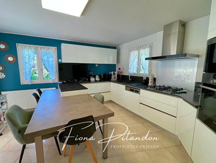 Maison à vendre - Lauris - 7 pièces - 4 chambres