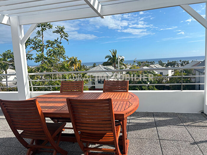 Appartement à louer - Saint-Paul, Saline les Bains - 3 pièces - 2 chambres