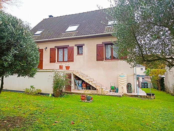 Maison à vendre - Boussy-Saint-Antoine - 6 pièces - 3 chambres