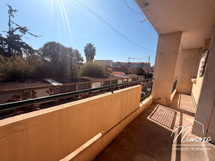 Nîmes, Gare : Appartement 4 pièces à vendre