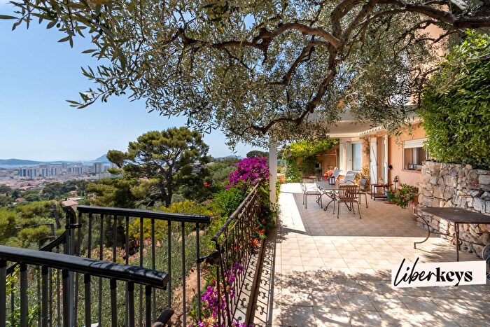 Maison 7 pièces à vendre - Toulon, Corniche du Faron