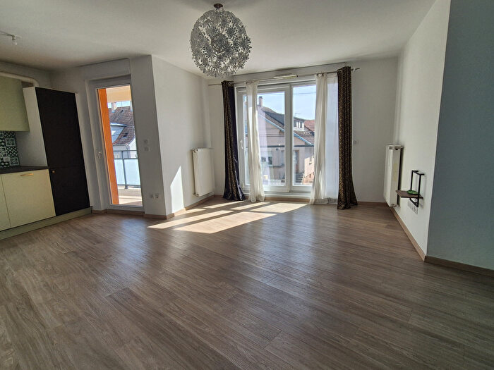 Haguenau, Schloessel, Château Fiat : Appartement 3 pièces à louer