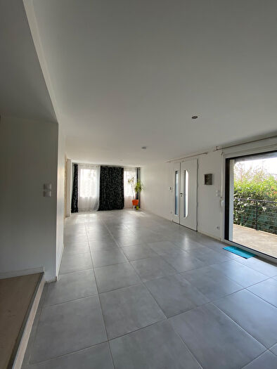 Maison 6 pièces à Vivonne, à louer