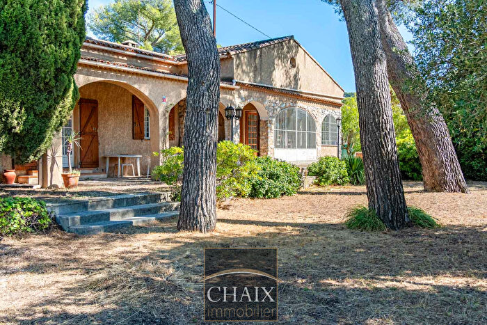 Maison à vendre - Aubagne - 4 pièces - 3 chambres