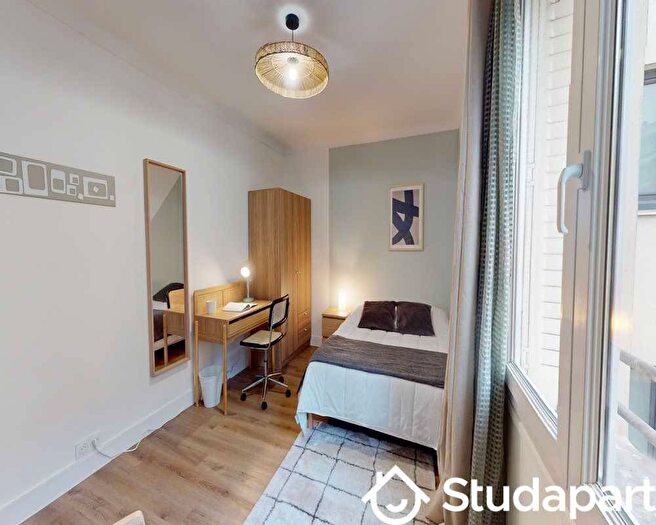 Appartement à louer - Clichy-Batignolles, Paris ème arrondissement - 1 pièce - 2 chambres