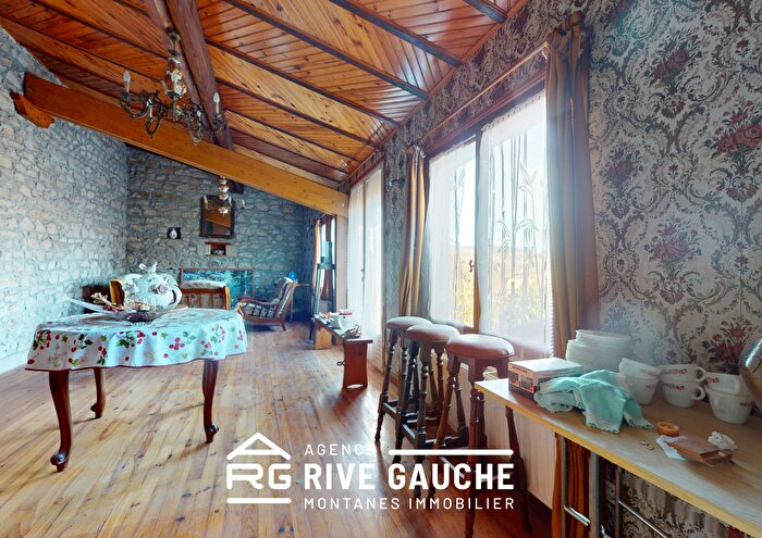 Maison à vendre - Pélussin - 5 pièces - 3 chambres