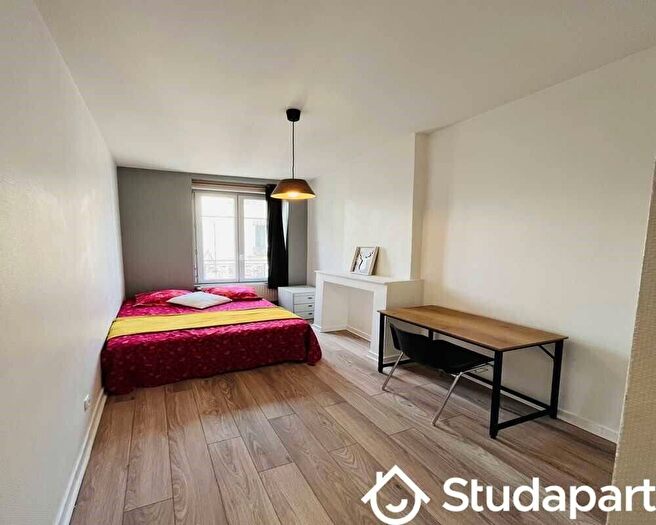 Appartement à louer - Guillotière, Lyon ème arrondissement - 1 pièce - 1 chambre