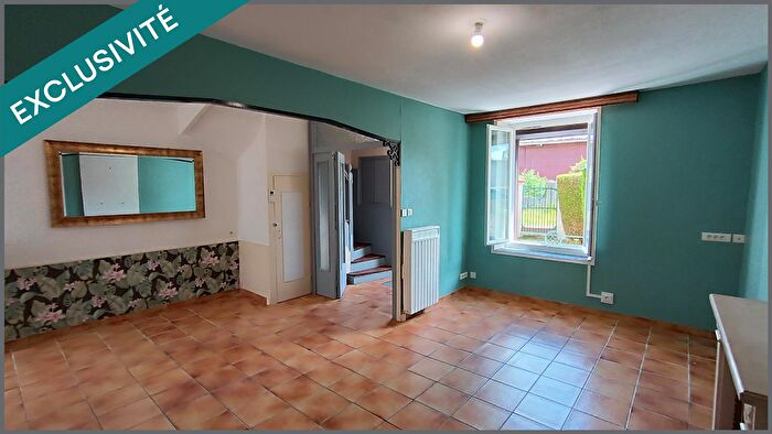 Montceau-les-Mines, Centre-ville : Maison 4 pièces à vendre