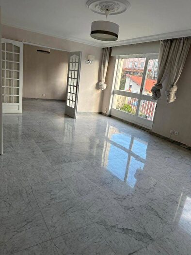 Appartement à louer - Crêt de Roc, Saint-Étienne - 3 pièces - 1 chambre