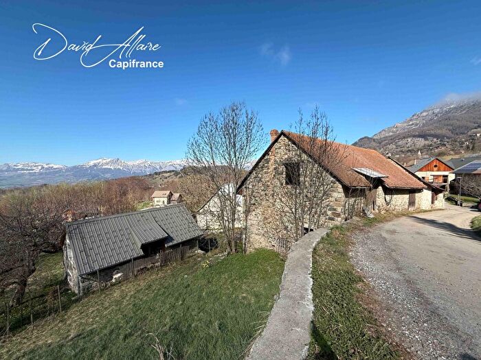 Maison 8 pièces à vendre - Saint-Michel-de-Chaillol