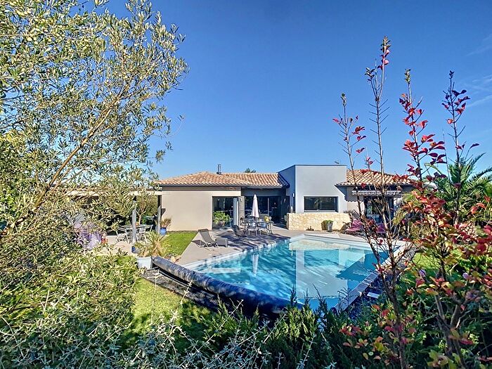 Maison à vendre - Pavie - 5 pièces - 4 chambres