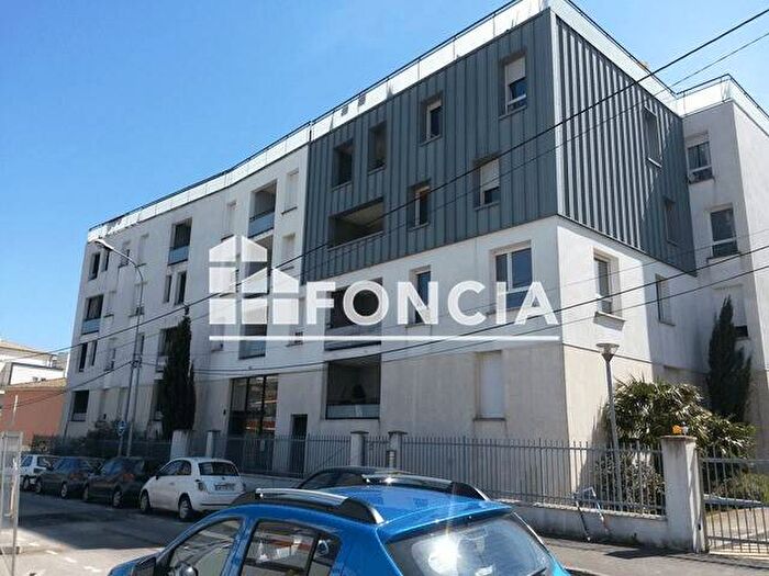 Appartement à louer - Zone Industrielle Quatre Pavillons-La Gardette, Lormont - 3 pièces - 2 chambres