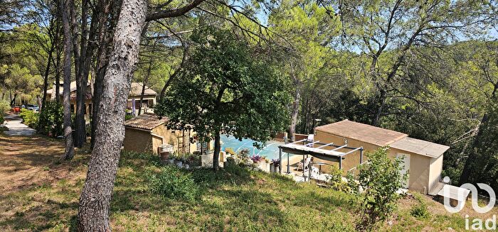 Maison à vendre - Saint-Gervais - 8 pièces - 4 chambres