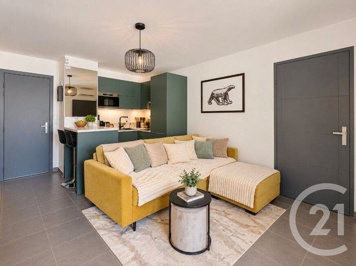 Appartement 2 pièces à Cagnes-sur-Mer, à louer