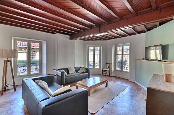 Appartement à louer - Saint-Sever - 2 pièces - 1 chambre