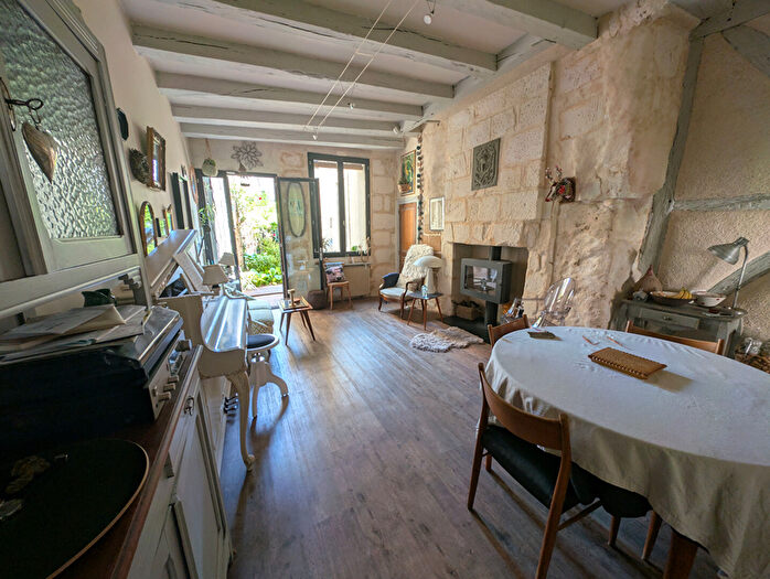 Maison à louer - Bourges, Centre-ville, Charlet, Lahitolle, Pignoux, Sembat - 6 pièces - 4 chambres