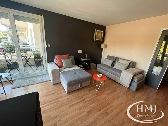 Appartement 2 pièces à Corbeil-Essonnes, Centre-ville, à vendre