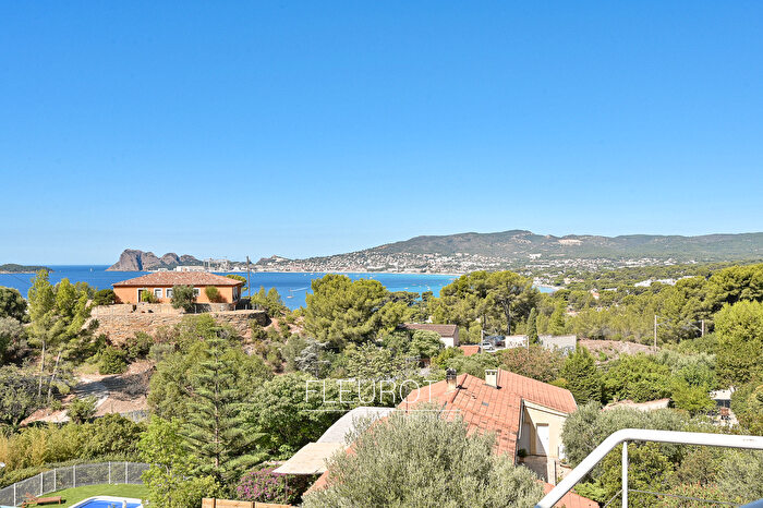 Maison à vendre - La Ciotat, Fontsainte - 8 pièces - 6 chambres