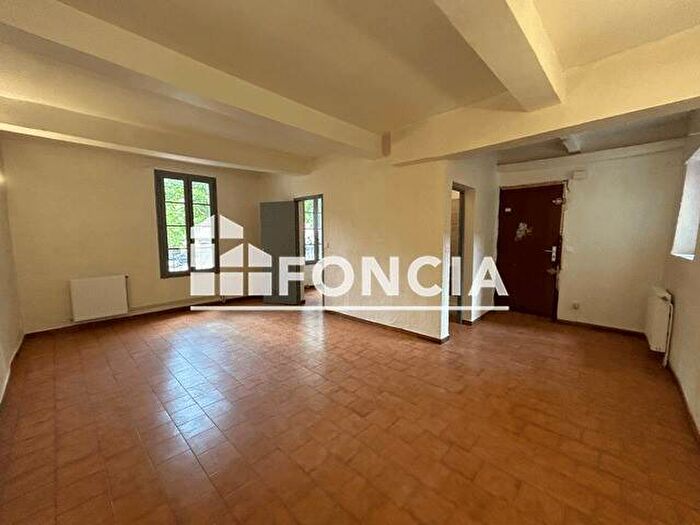 Centre Ouest, Uzès : Appartement 1 pièce à louer